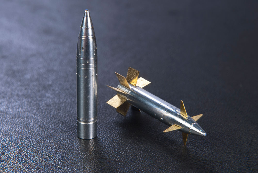 M982-IA エクスカリバー155㎜ 誘導砲弾セット 真鍮製【AG35057:4716965900571】